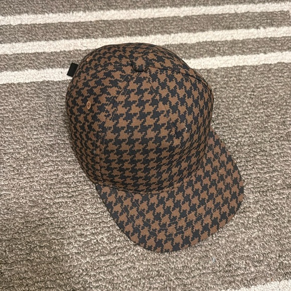 Uniqlo | Accessories | Uniqlo Cap | Poshmark